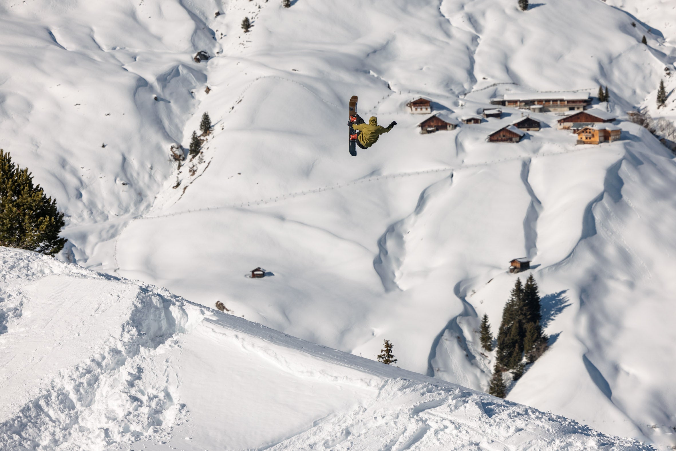 HILLSIDE PROJECT 22/23 | SALOMON – King Snow