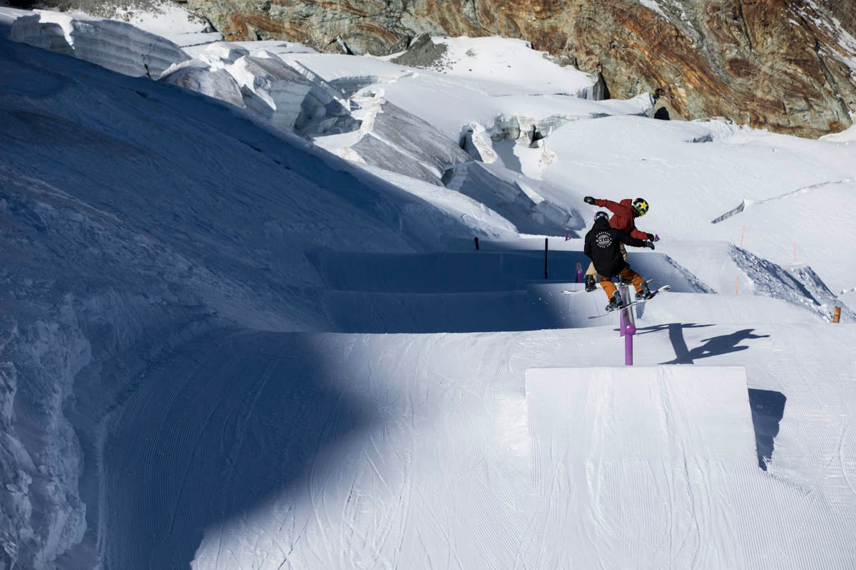 THE DRIVE PRESENTED BY MAZDA | SAAS FEE – King Snow