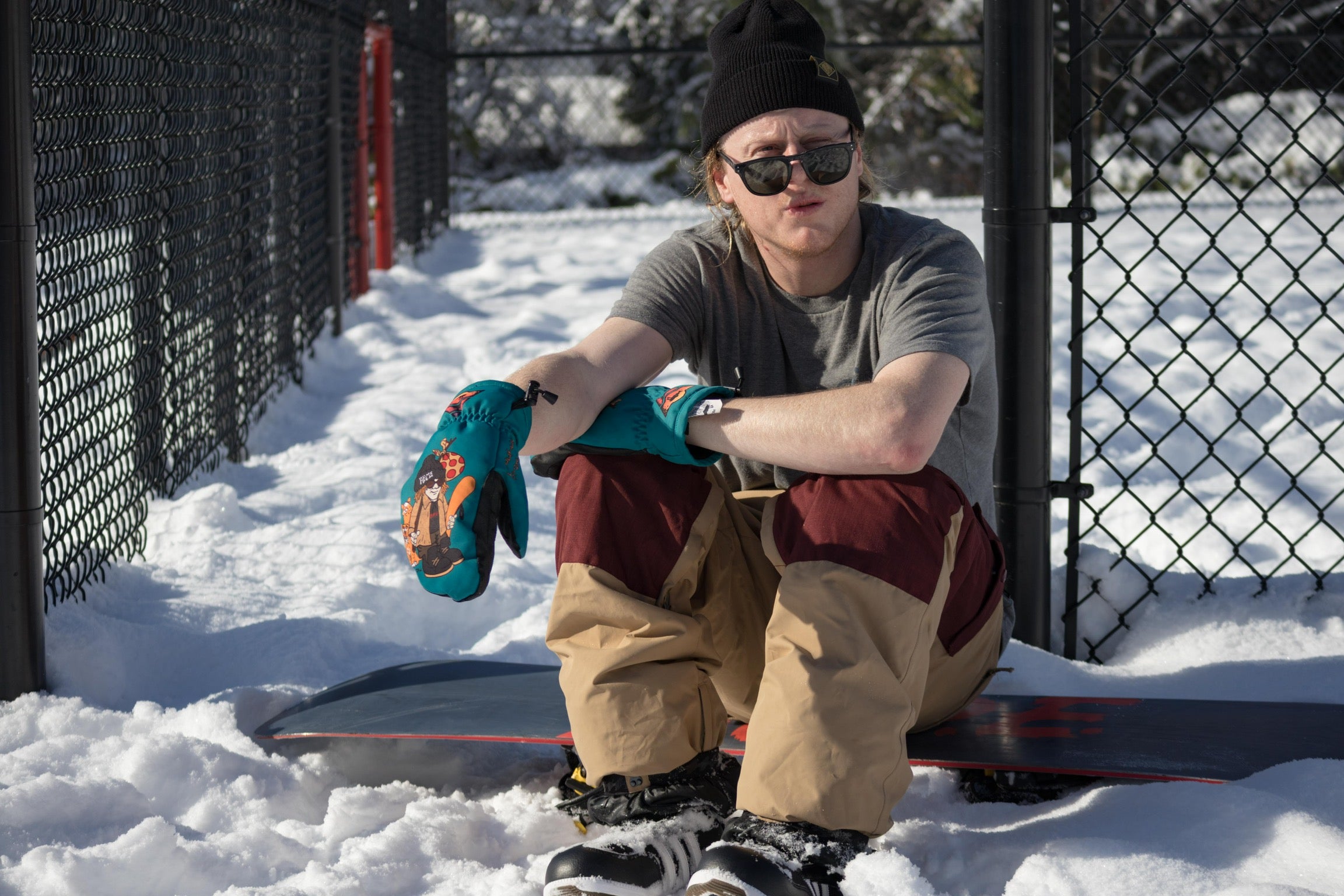 CAUGHT UP | SCOT BROWN – King Snow